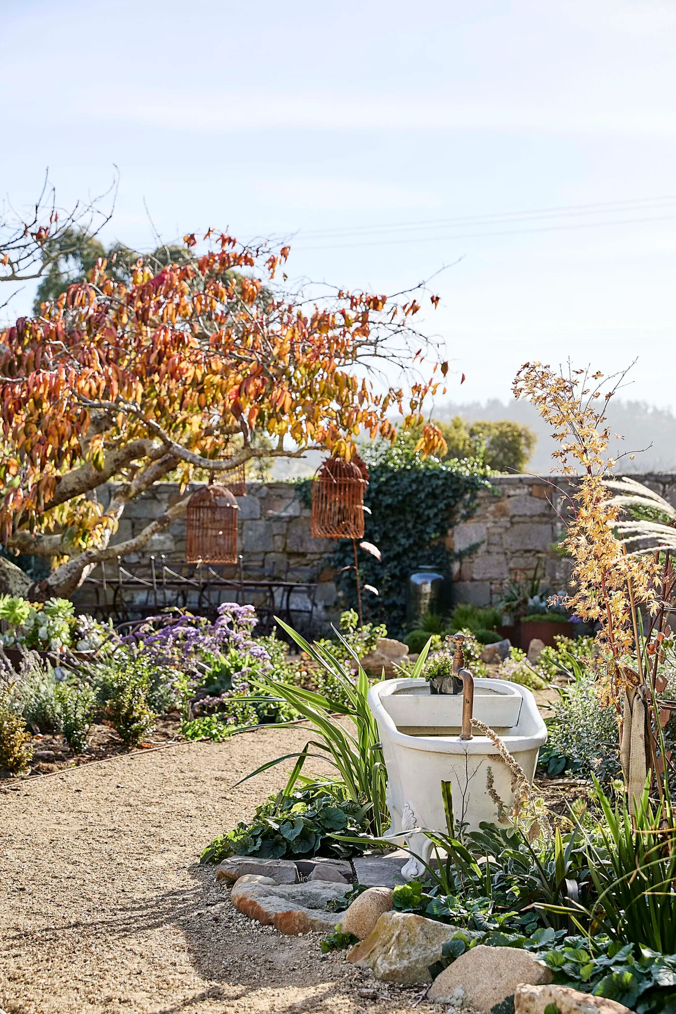 15 Stunning Outdoor Bath Ideas To Bathe Under The Stars