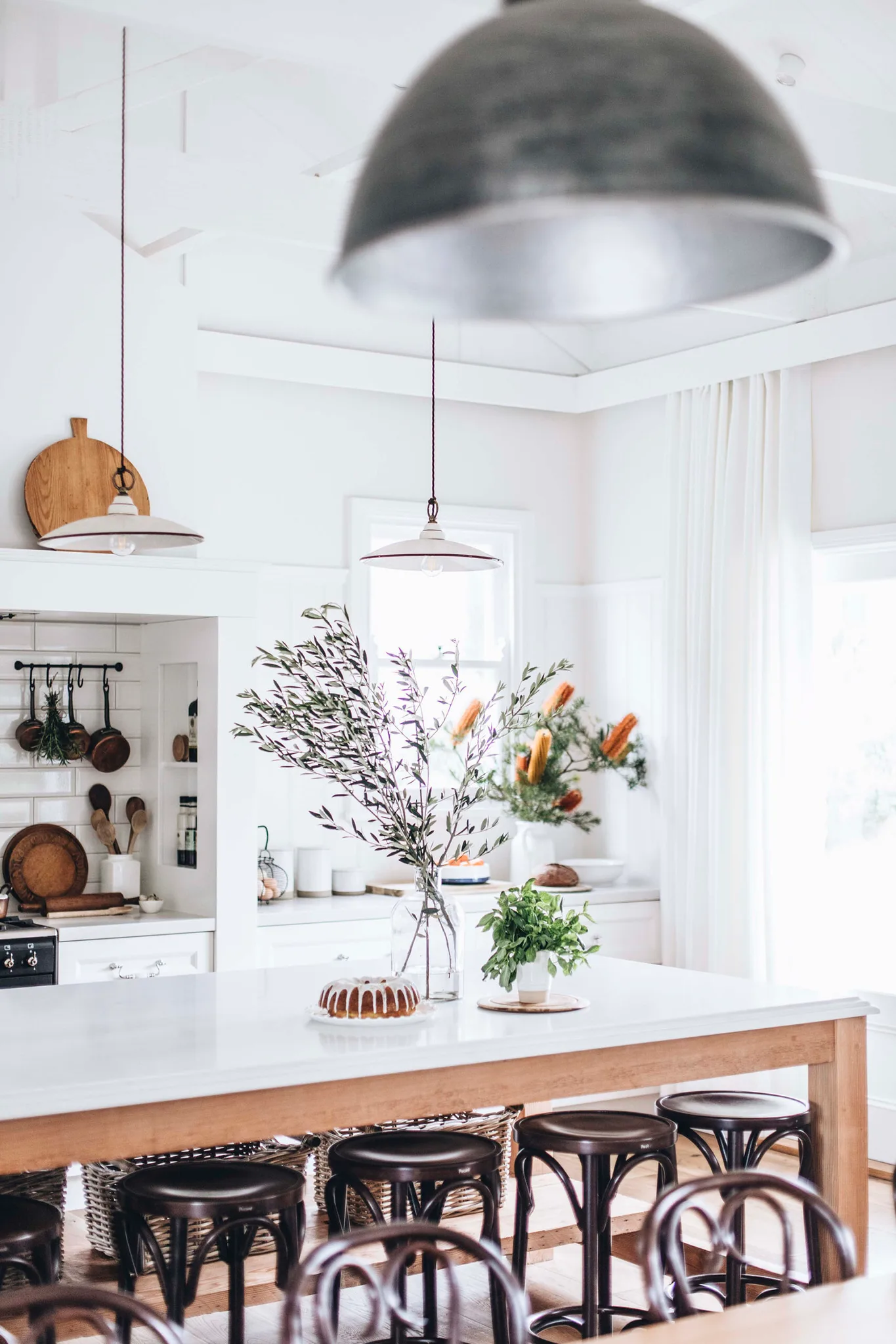 10 farmhouse kitchens with design ideas to steal
