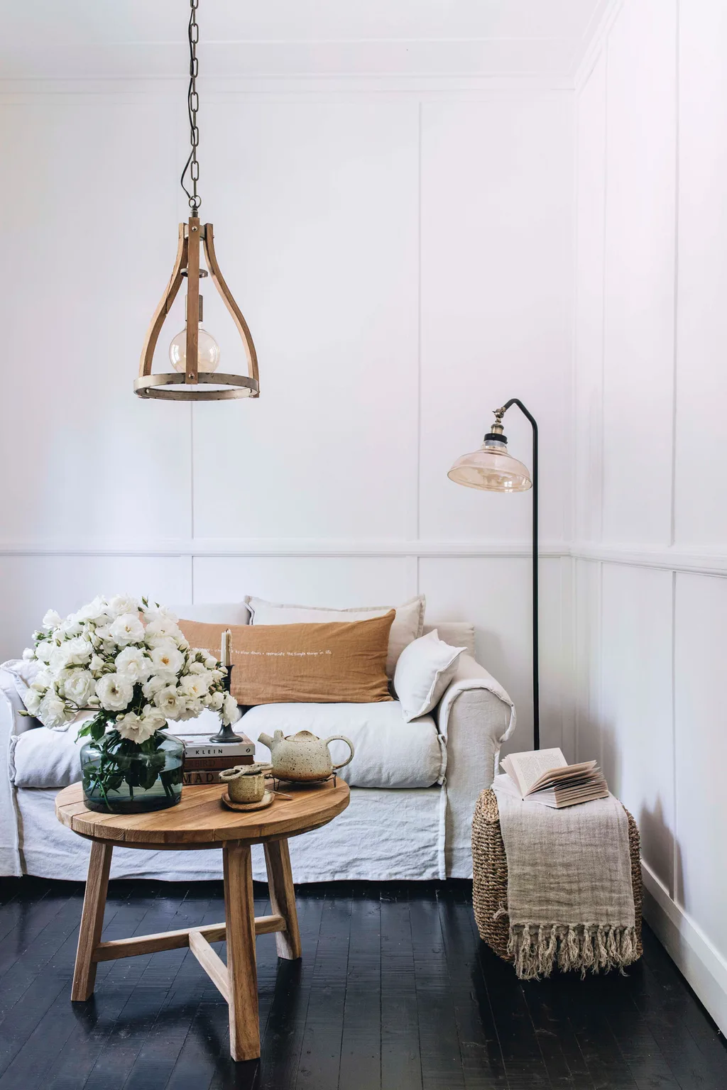 Dark flooring: 13 designs to bring into your home