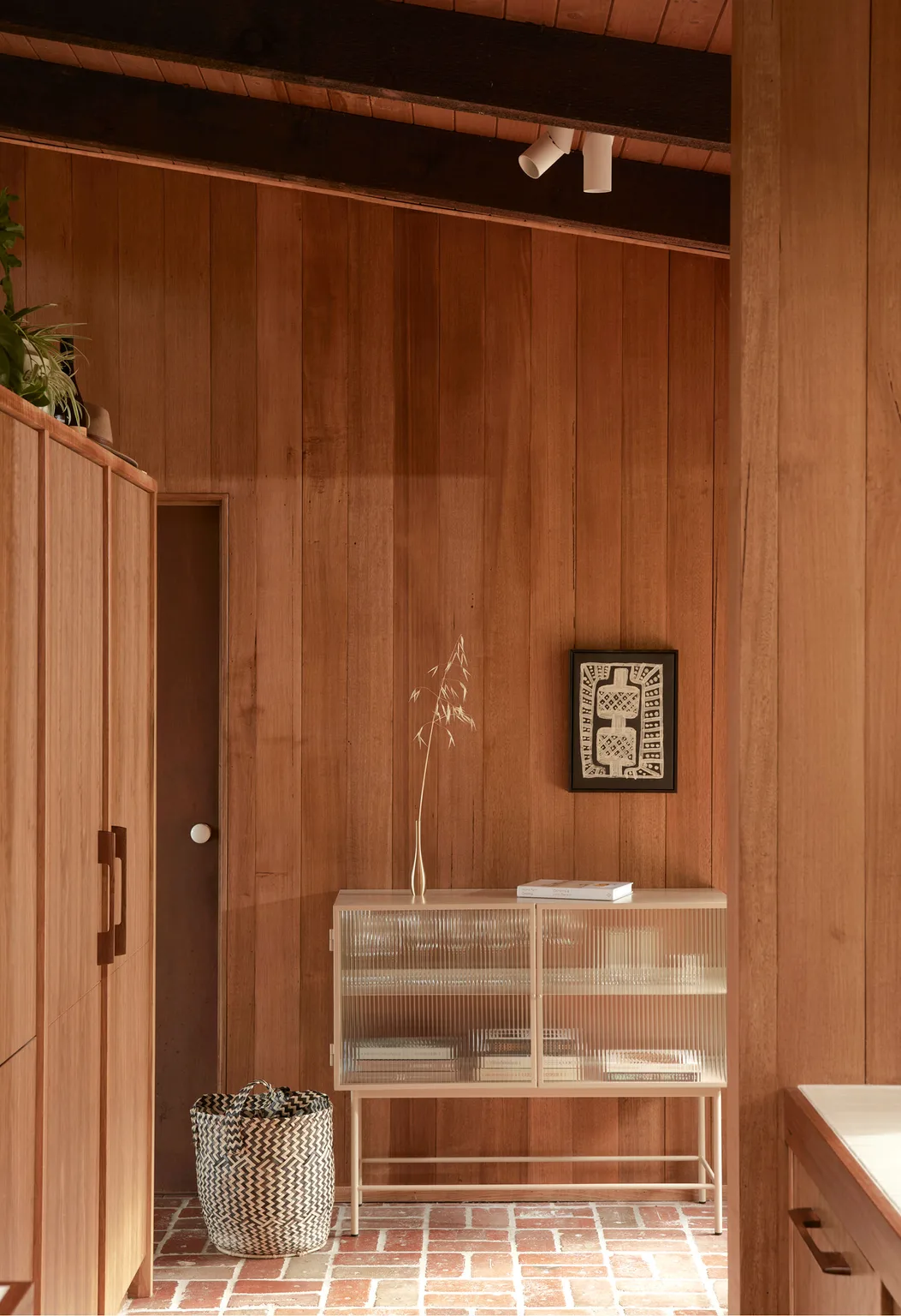 Mid-century meets 'bush modernism' in this Melbourne home