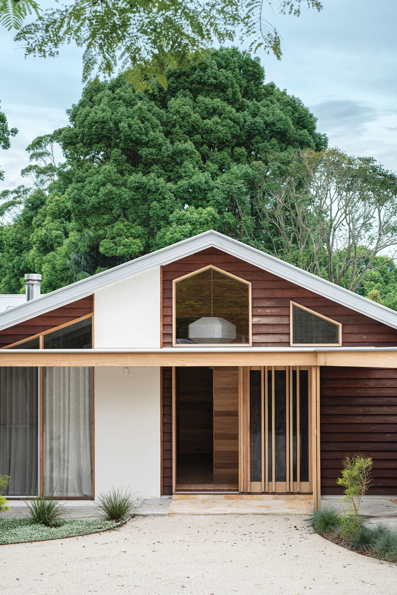 A sustainable, low-tox home in the Byron hinterland