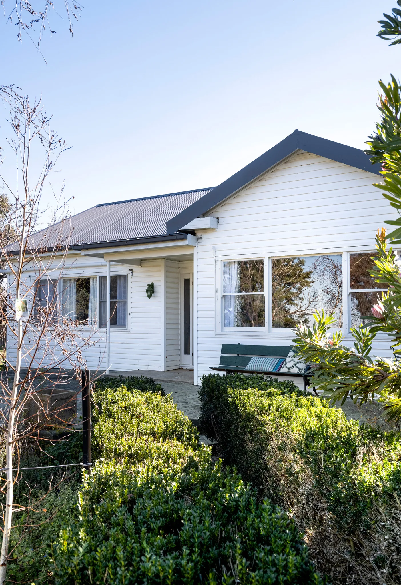 A colourful 1950s farmhouse in Narrawa, NSW