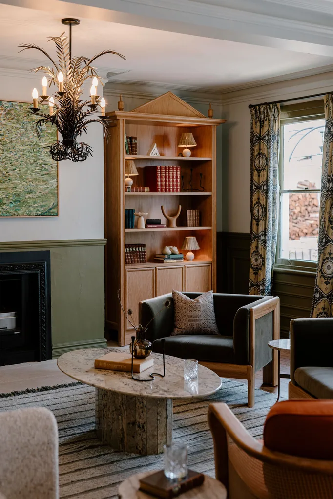 Osborn House: A Cotswolds-Inspired Escape with Enchanting Charm | Homes ...