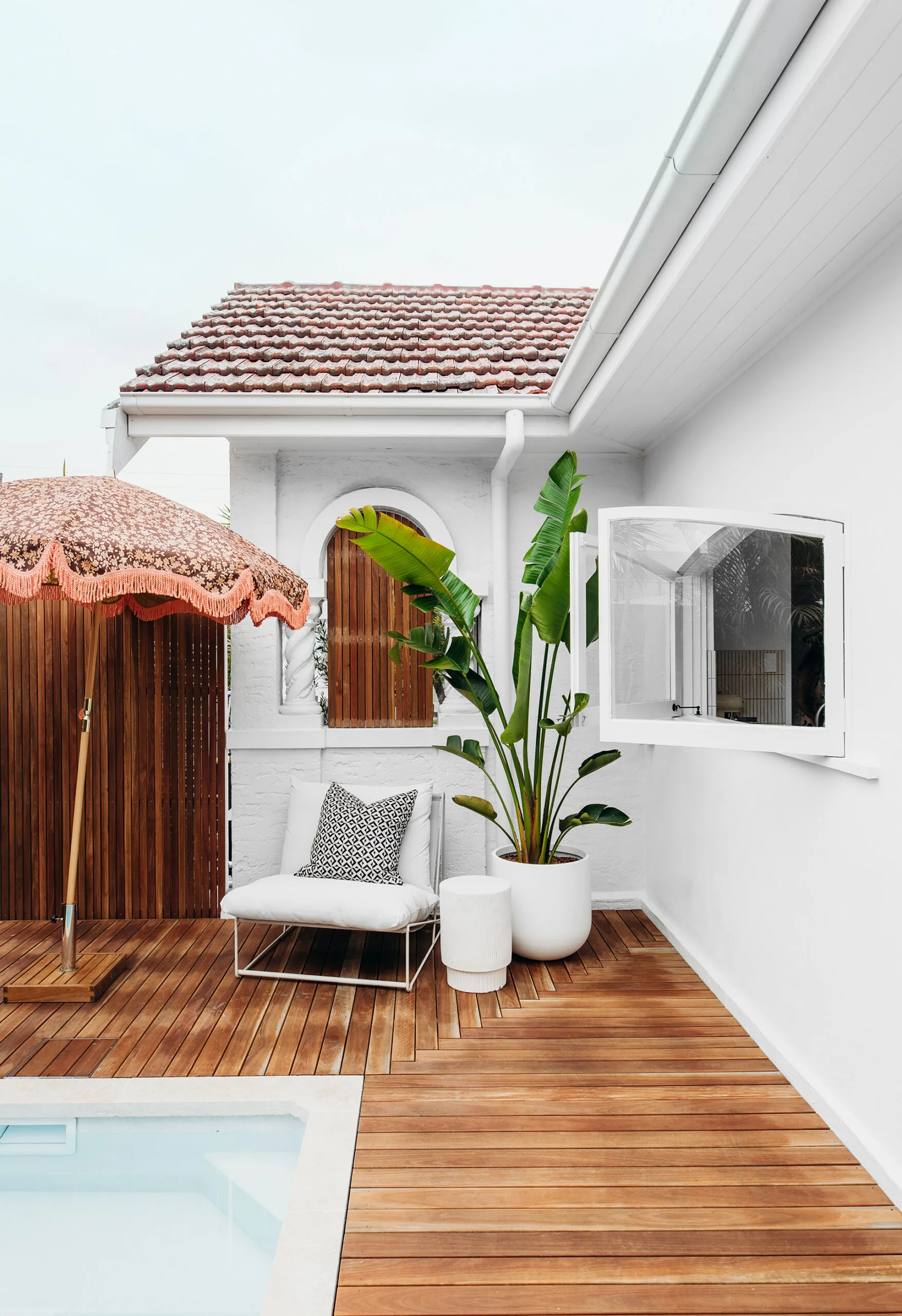 24 inspiring balcony and deck design ideas