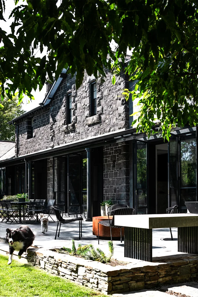 19 Dark Home Exteriors That Dare To Be Different