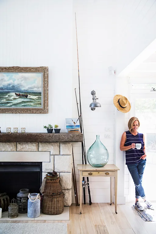 Inside Tara Dennis' beautiful riverside home