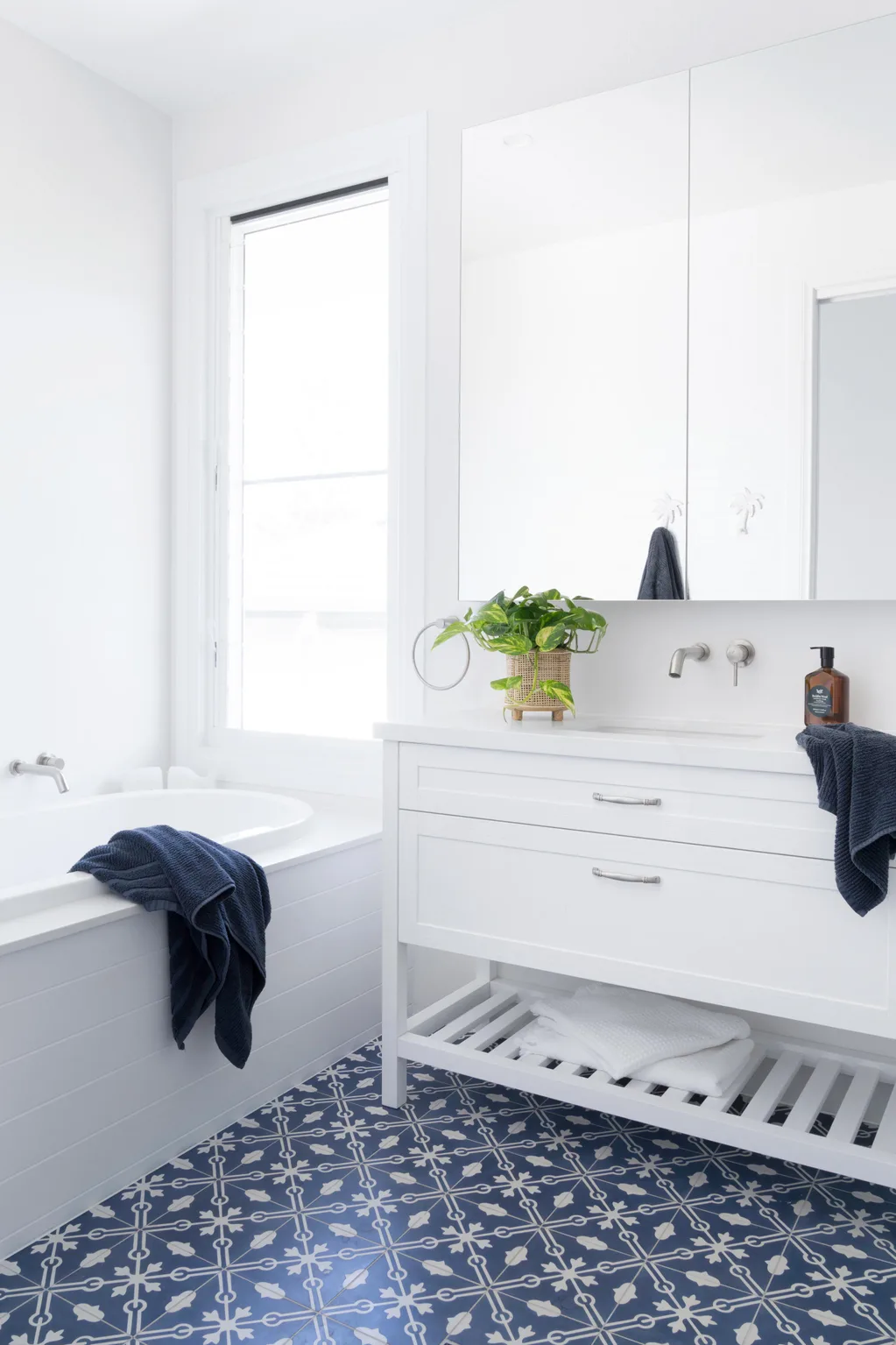 Patterned tiles: 14 bold ideas for your bathroom