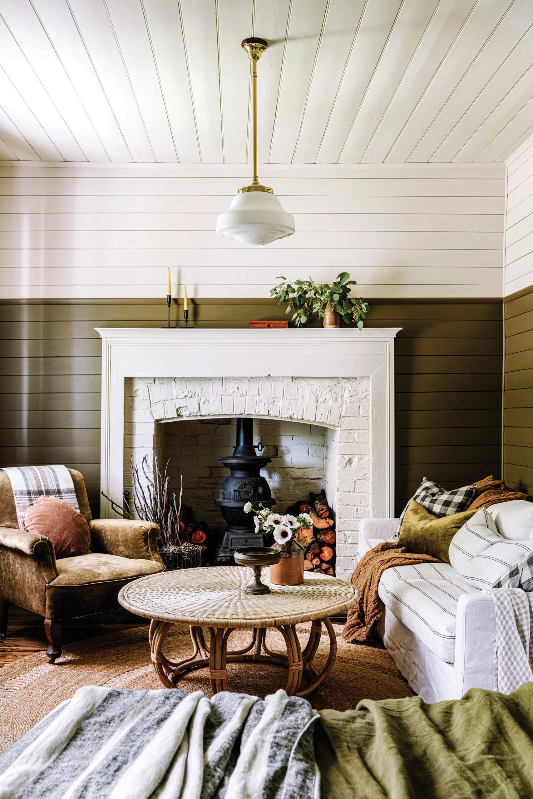 23 Country Style Living Rooms To Inspire | Country Style