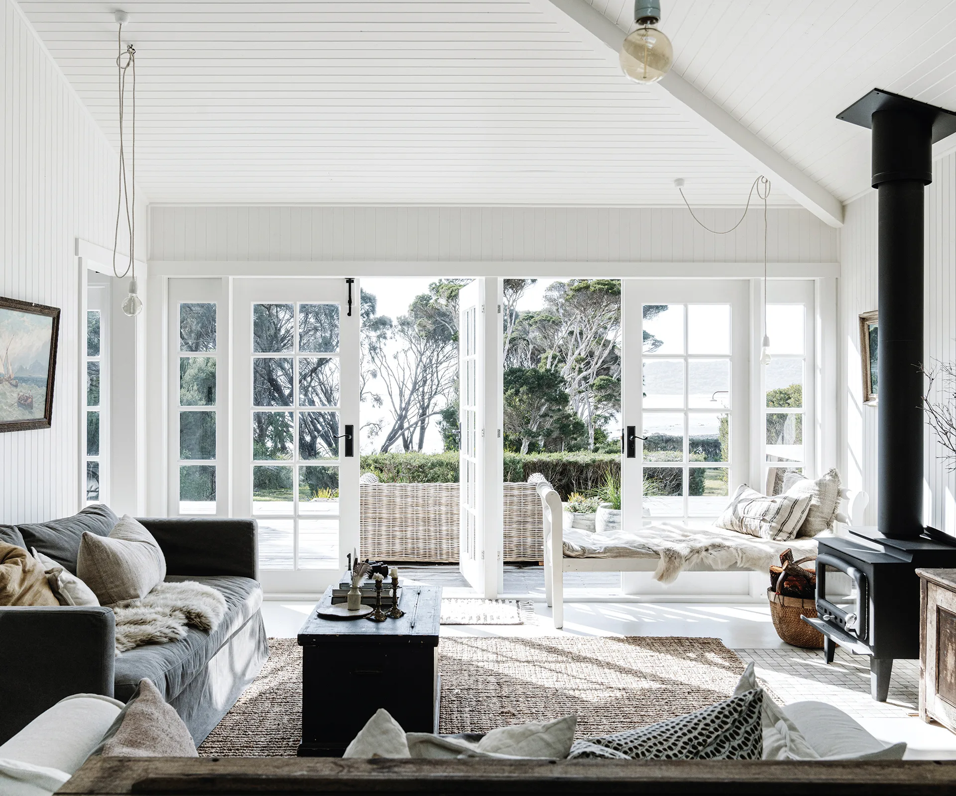 A country-style coastal shack in Weymouth Tasmania
