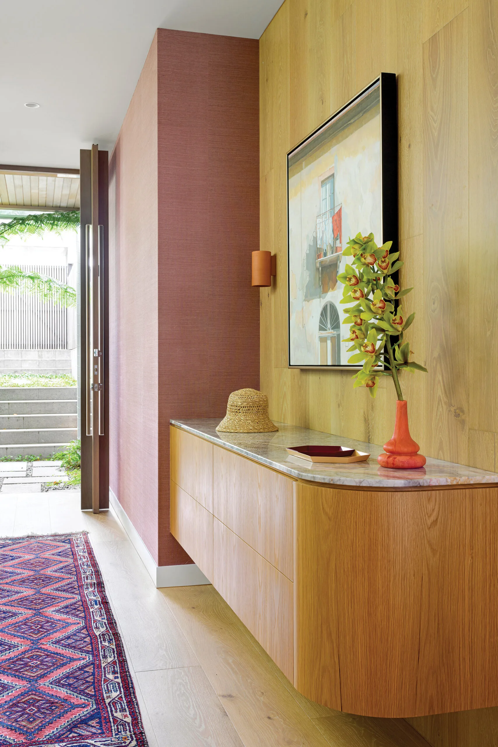 A sophisticated renovated Queenslander in New Farm