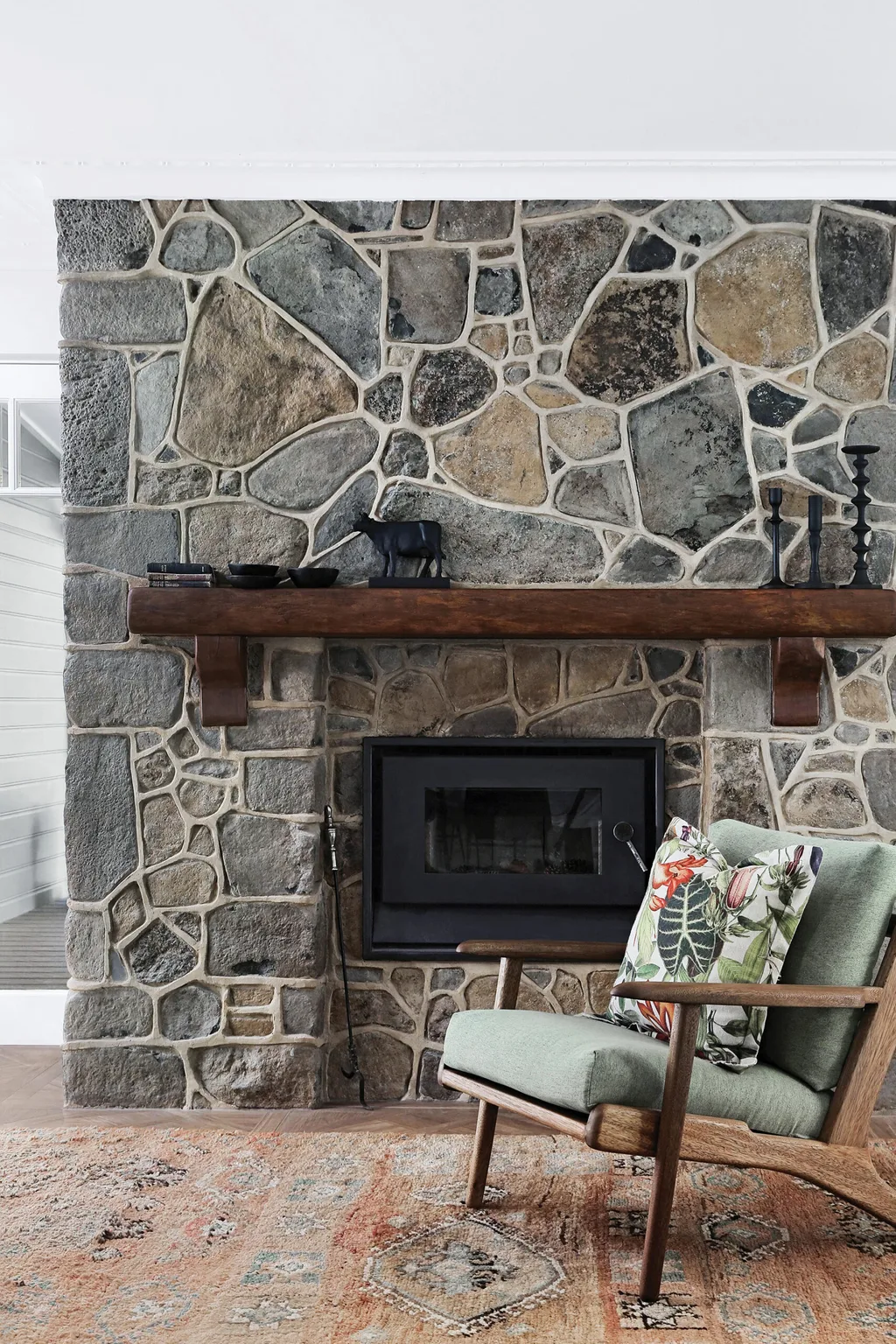 31 Cosy Fireplace Ideas That Will Warm Your Heart