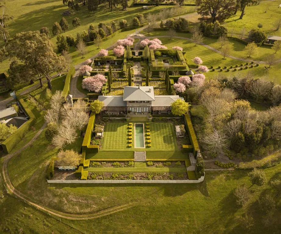 Landscape Designer Paul Bangay Re-Lists His Victorian Estate