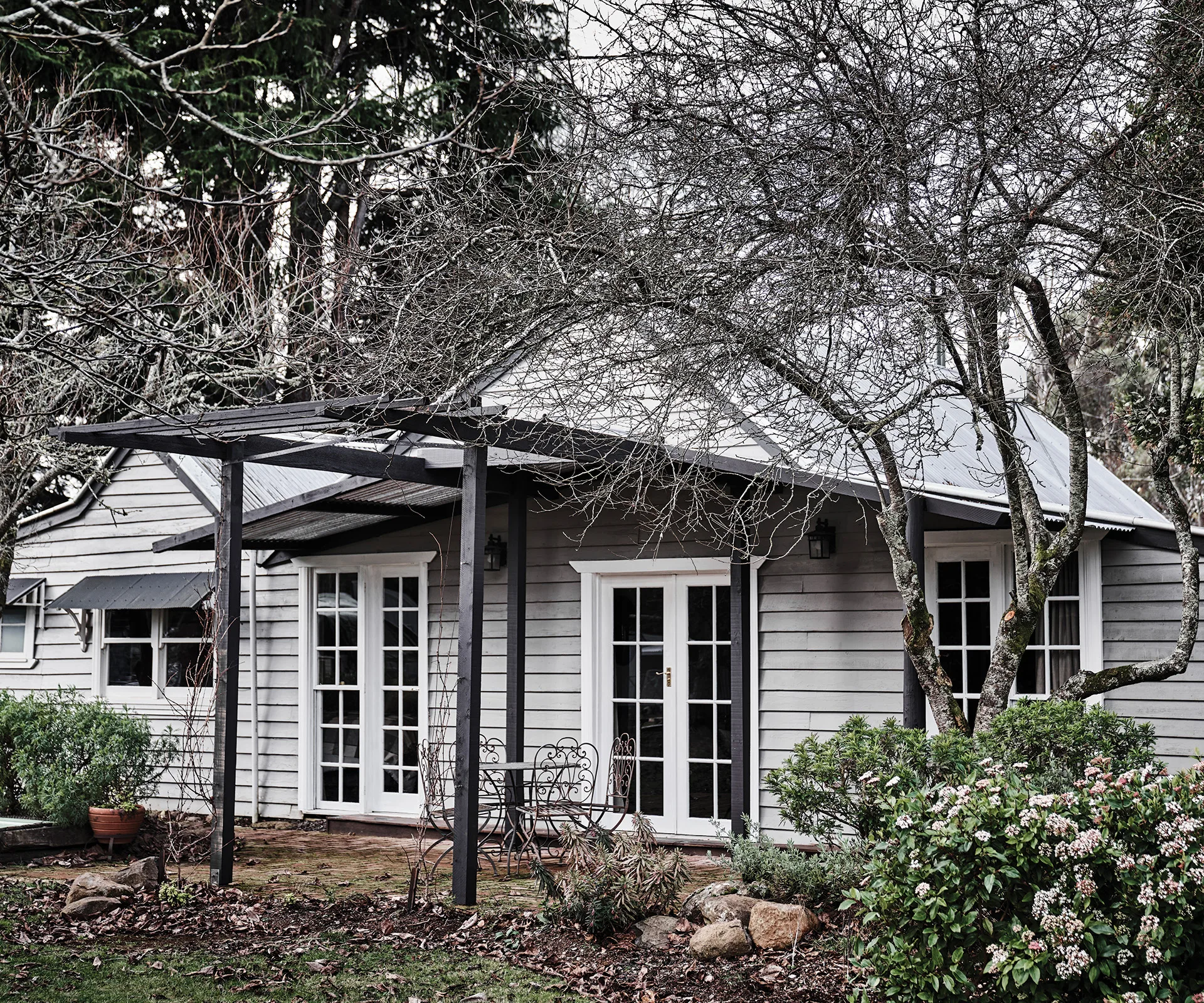 24 Wonderful Weatherboard Houses