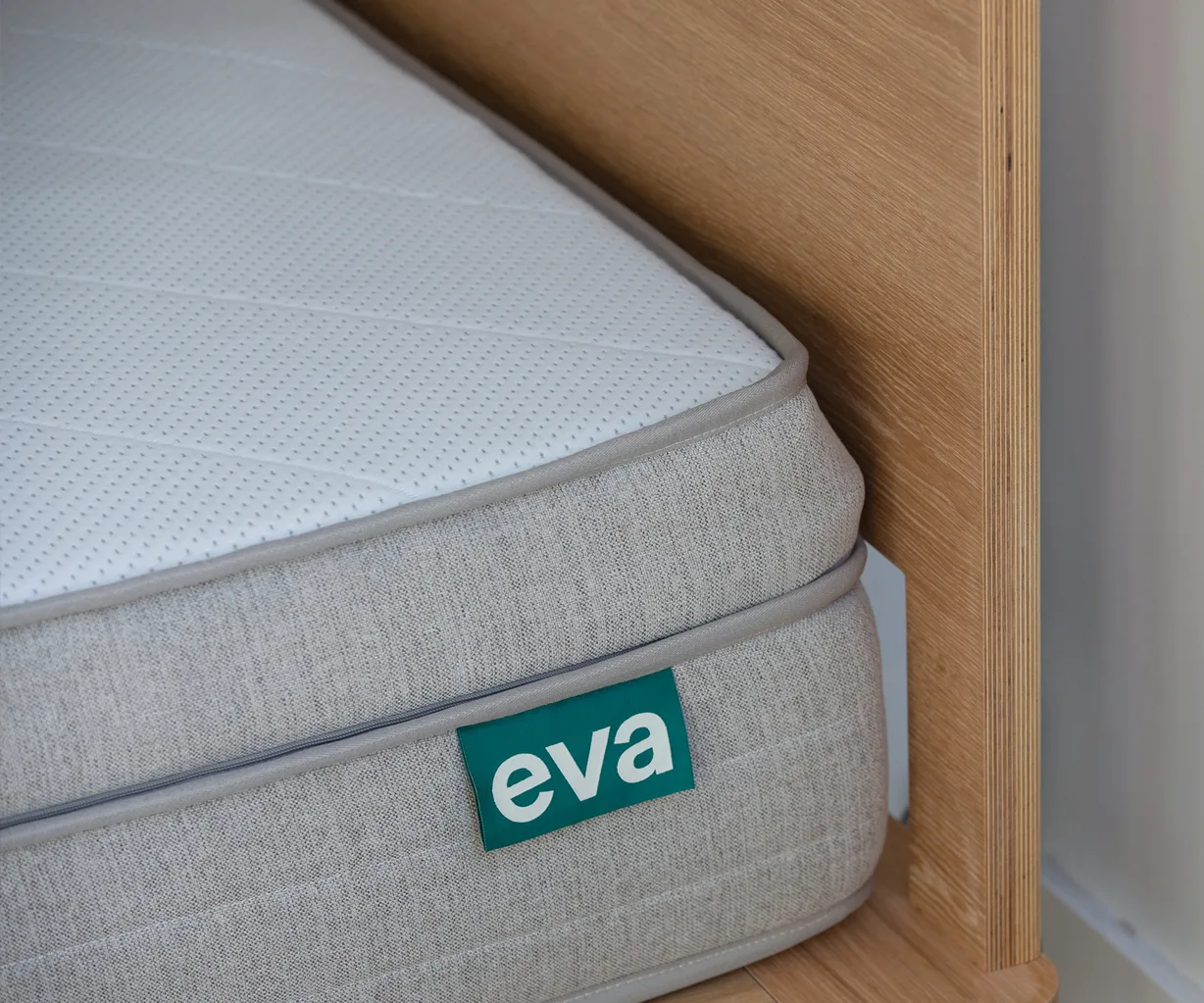 An Eva Mattress Plus Review By Inside Out's Eliza O'Hare