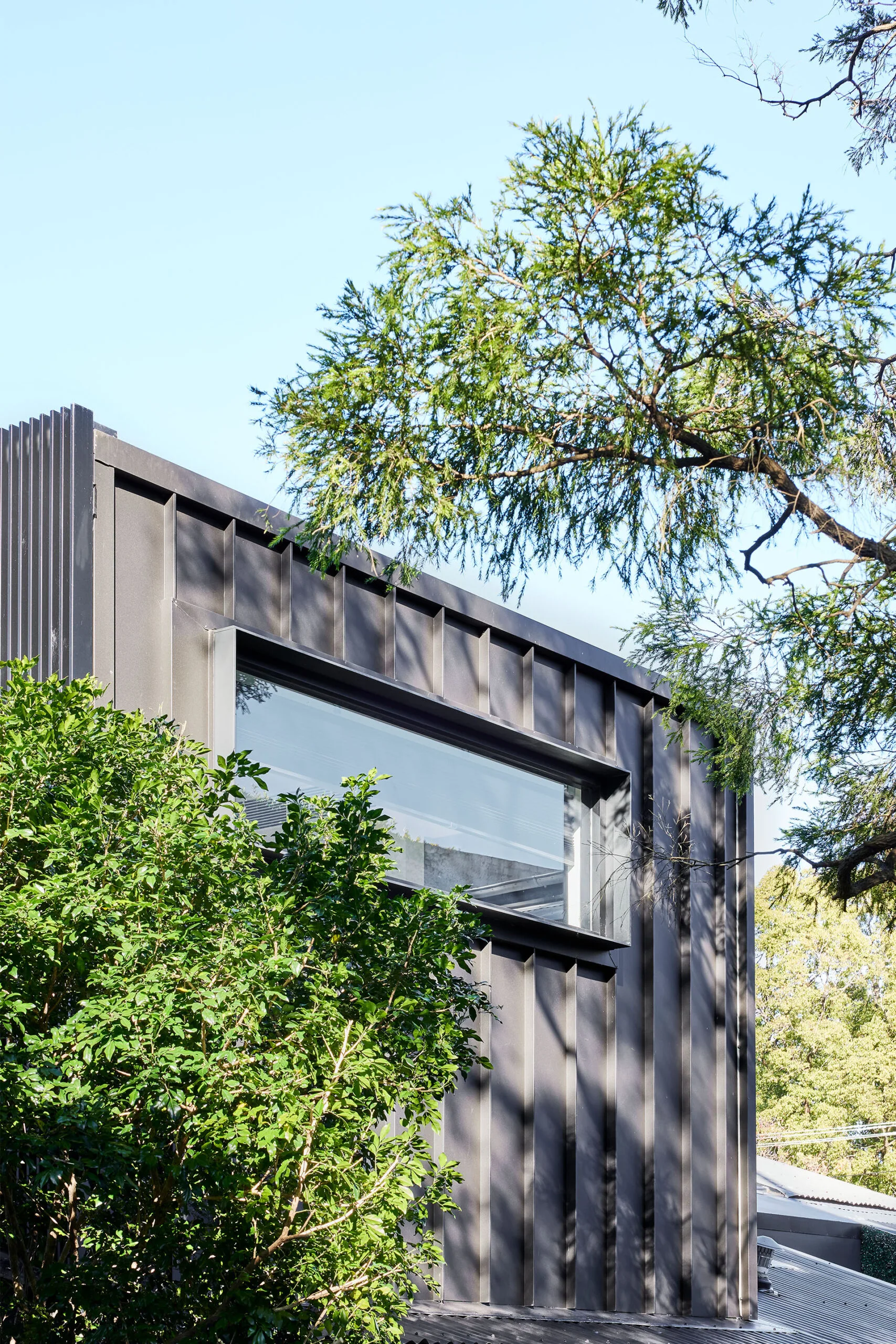 19 Dark Home Exteriors That Dare To Be Different