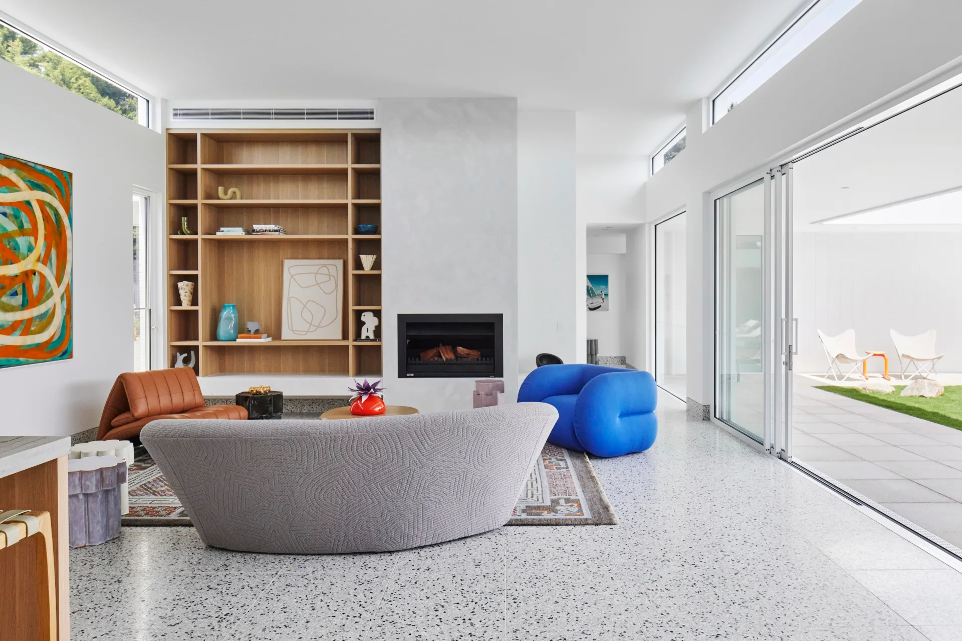 Inside a Palm Springs-Inspired Home With A Modern Twist