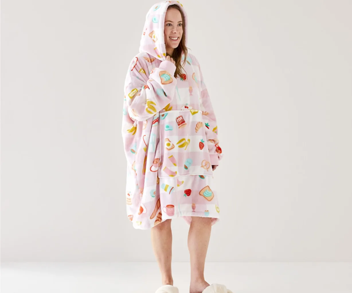 7 Best Oodies and Hooded Blankets To Shop In Australia 2023