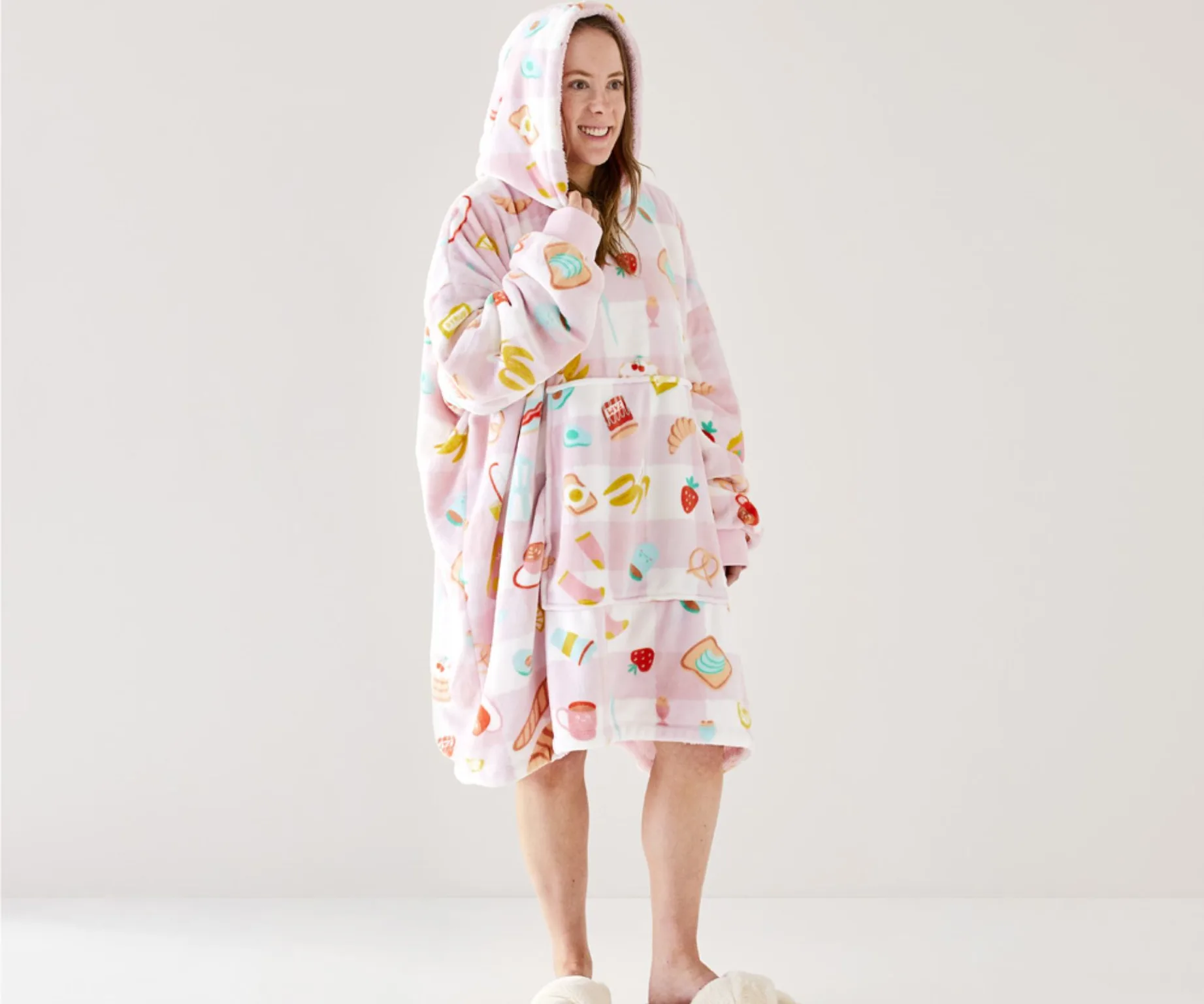 7 Best Oodies and Hooded Blankets To Shop In Australia 2023