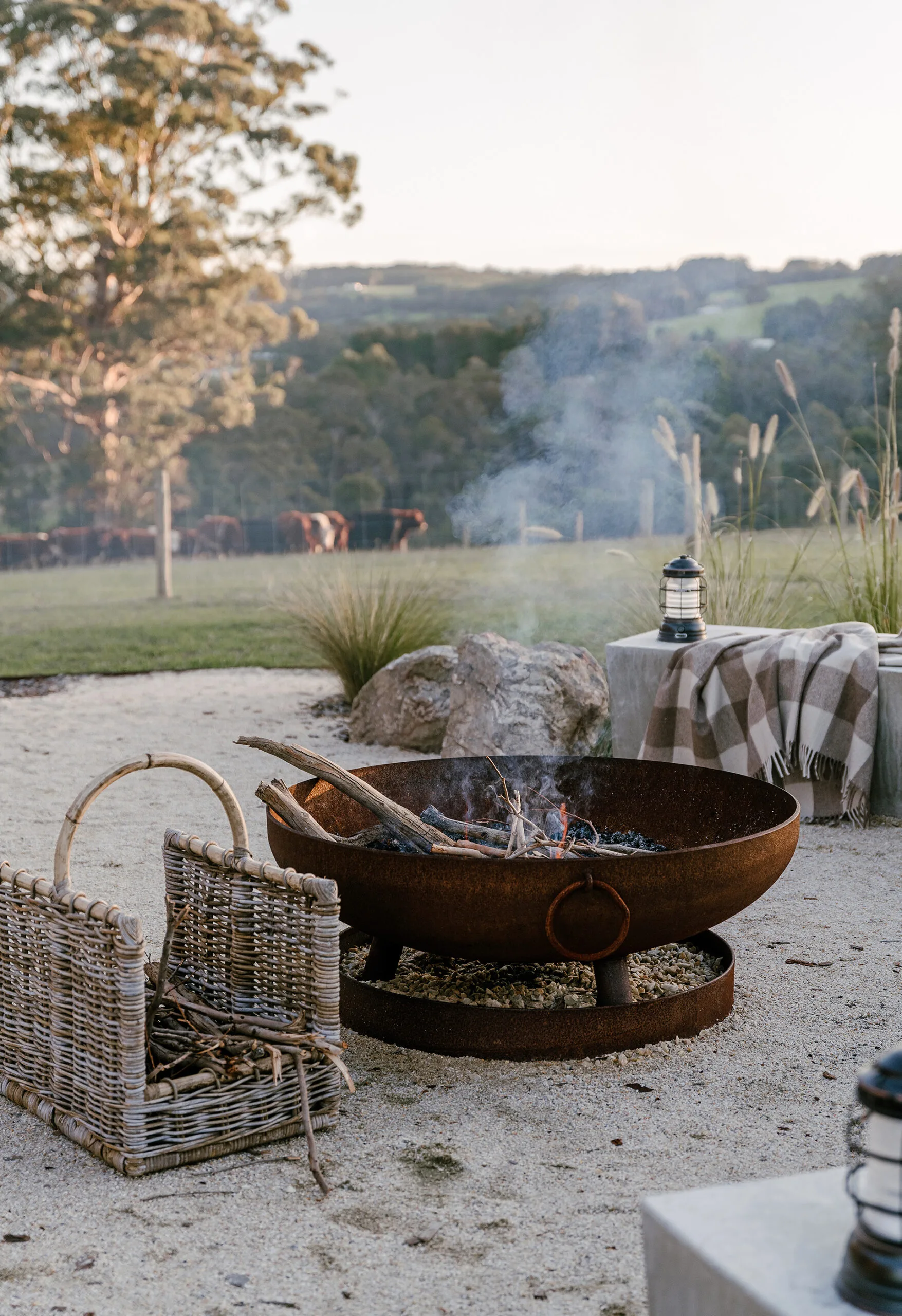 22 Fire Pit Area Designs for Your Outdoor Space | Homes To Love