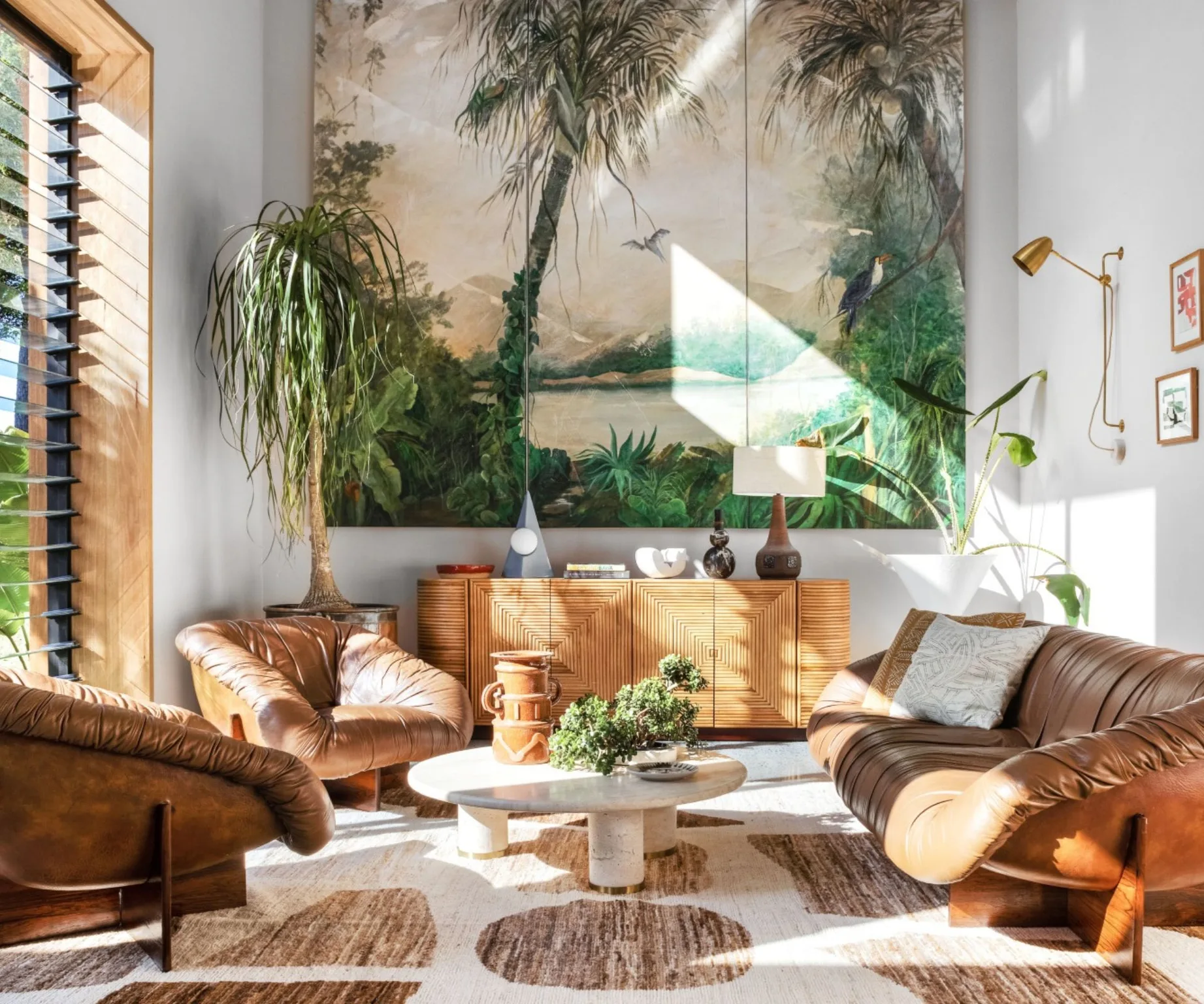 Tropical Modernism Redefines This Cedar-Clad Barn Home