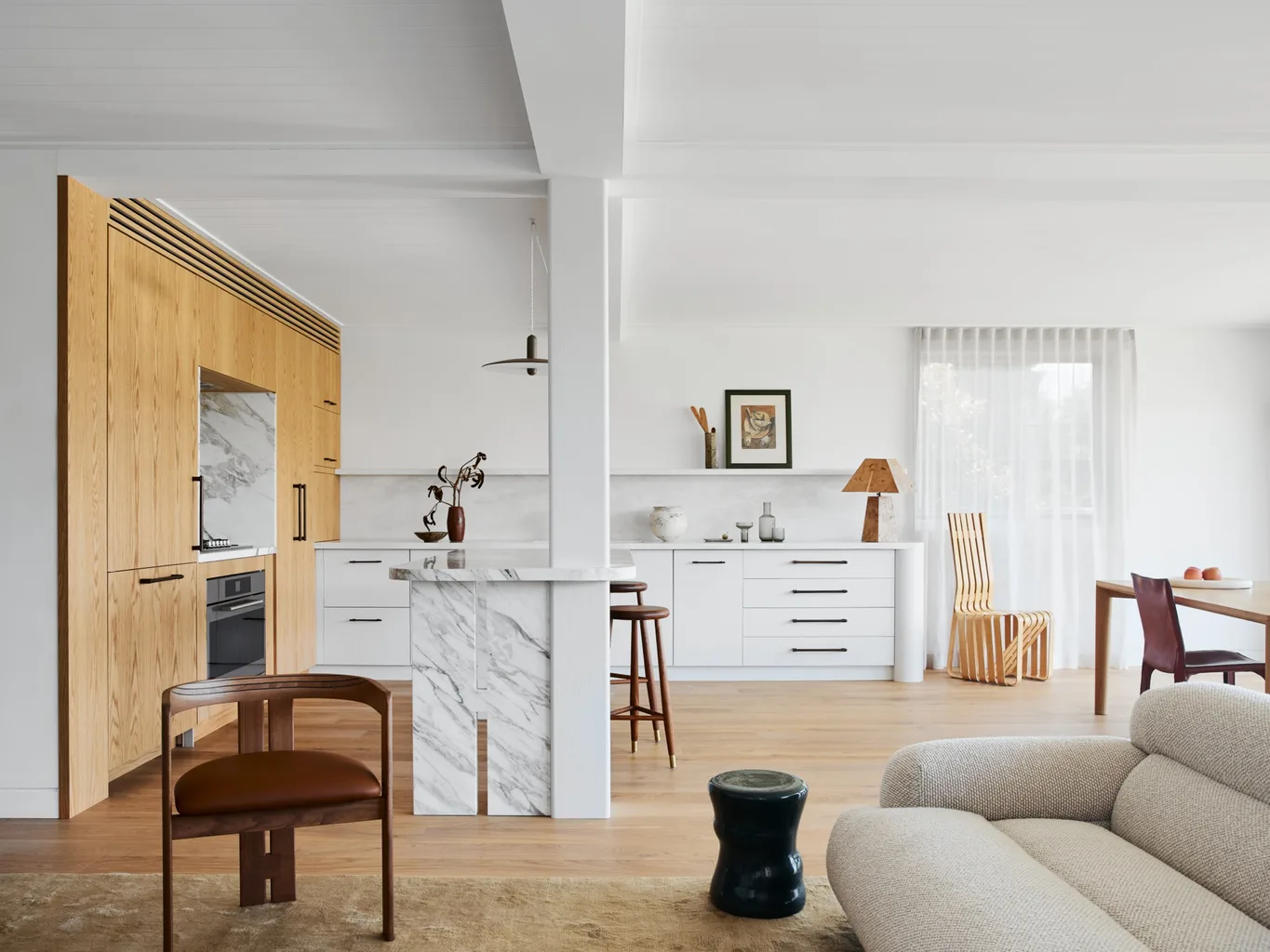 Muted Palette Keeps Focus on This Sydney Penthouse’s View | Homes To Love