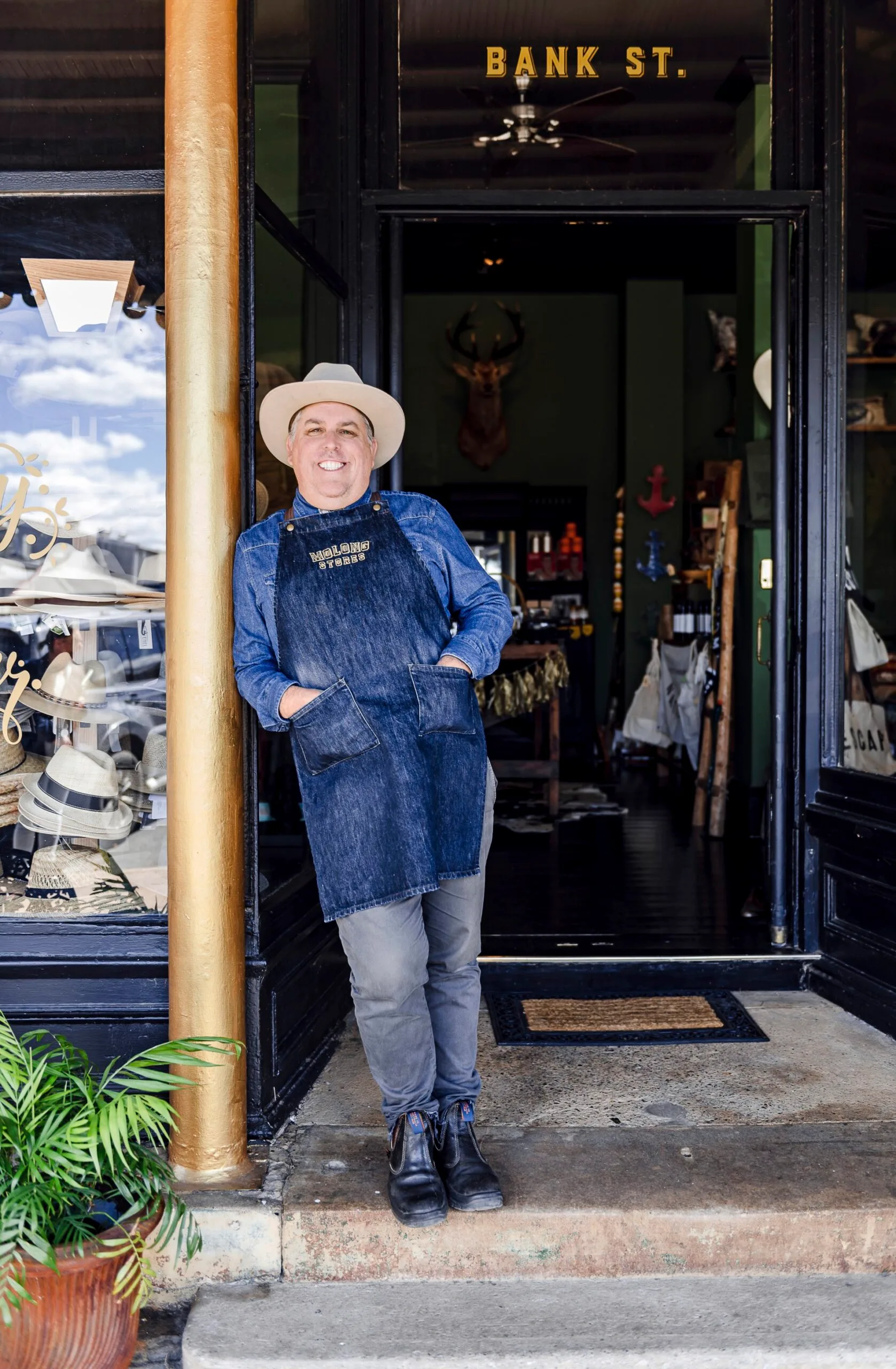 Molong NSW: Things To Do, Where To Stay And To Eat