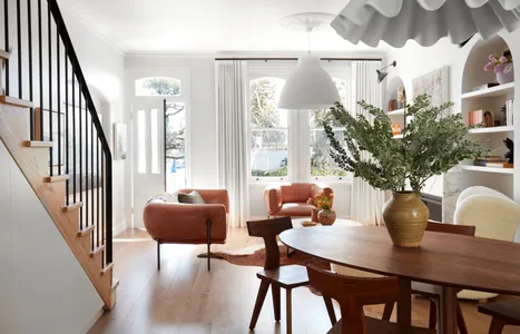 Design Challenges Shape This Harbourside Terrace