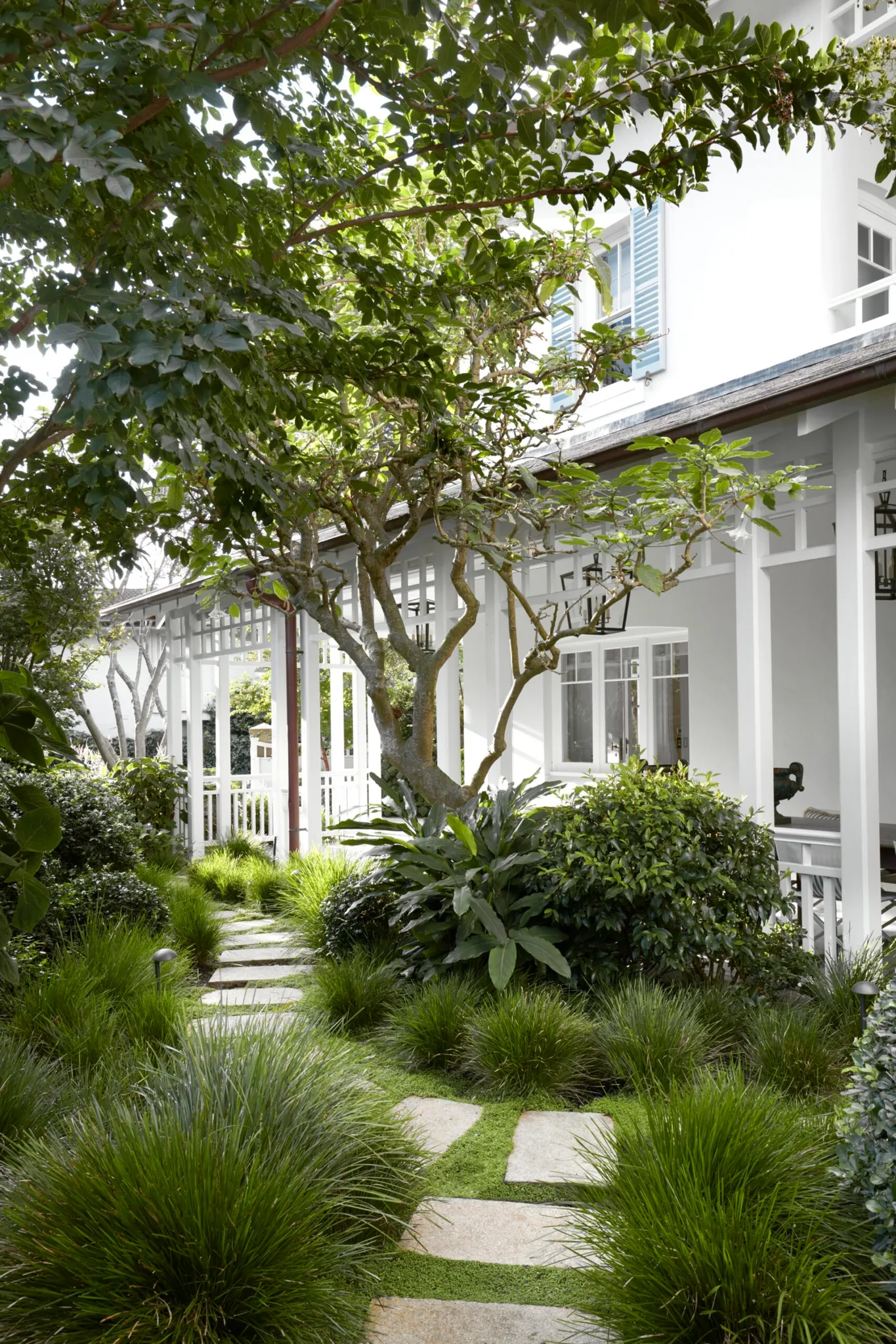 Garden Path Ideas: 18 Gorgeous Designs | Homes To Love