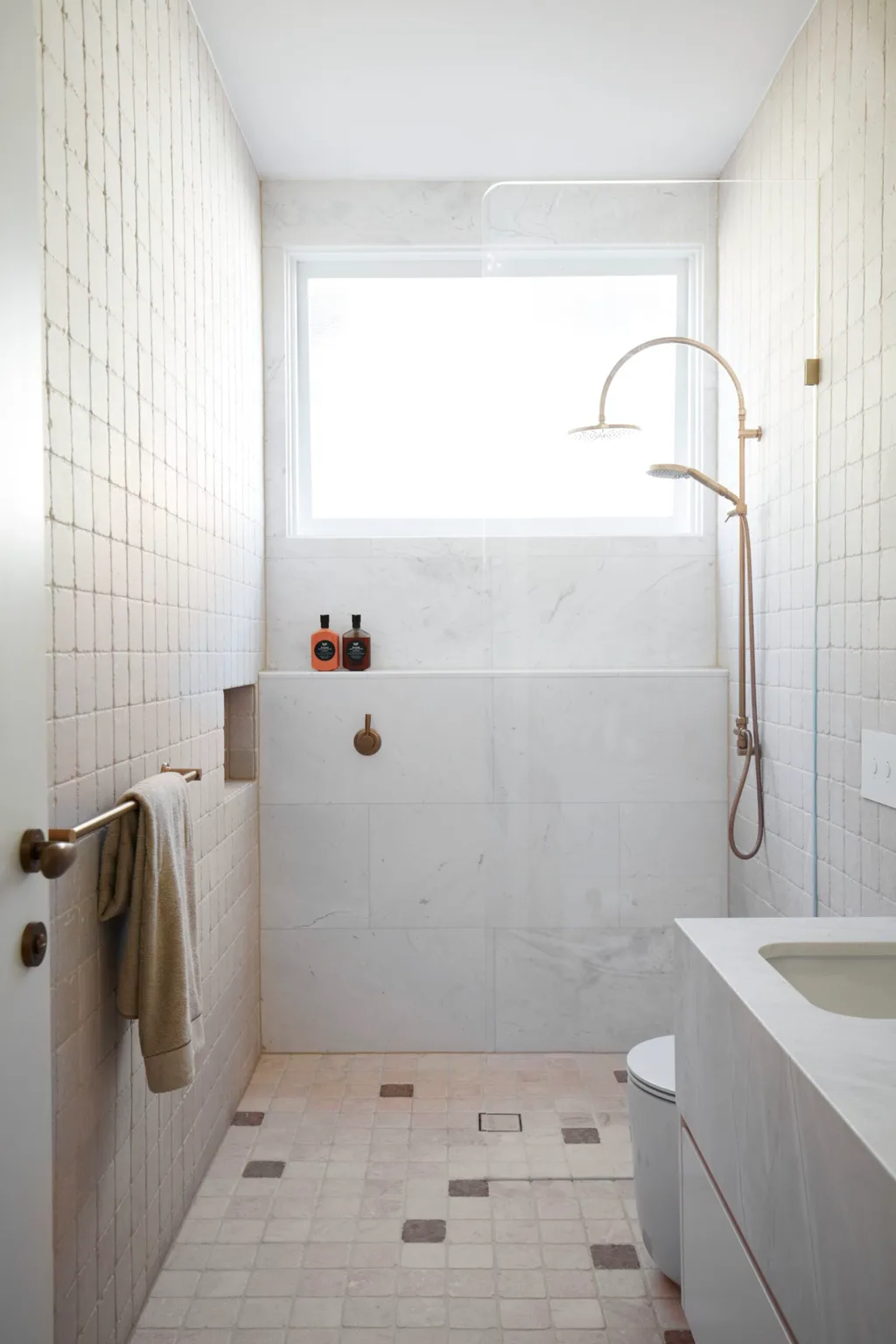 Walk-In Showers: 27 Design Ideas To Inspire