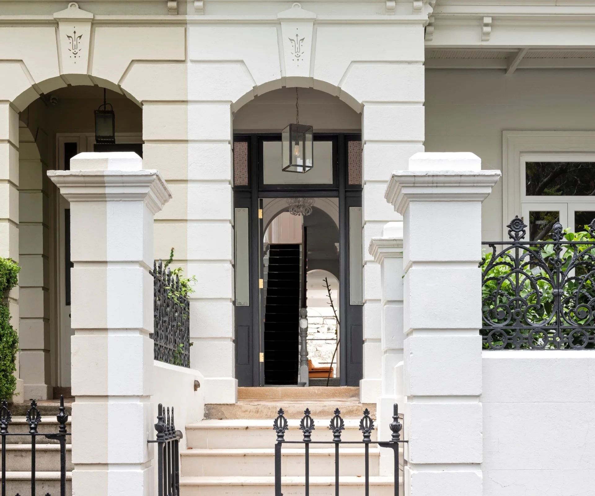 Tactile Flooring Resurrects A Once-Tired Terrace
