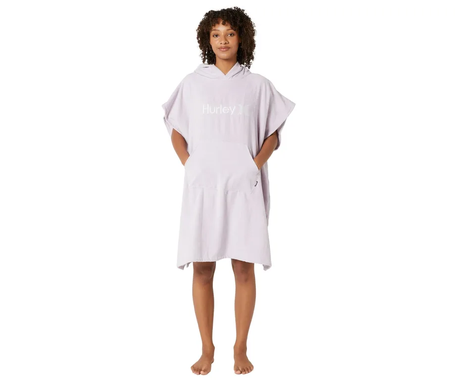 9 Best Hooded Beach Towels For Adults And Kids