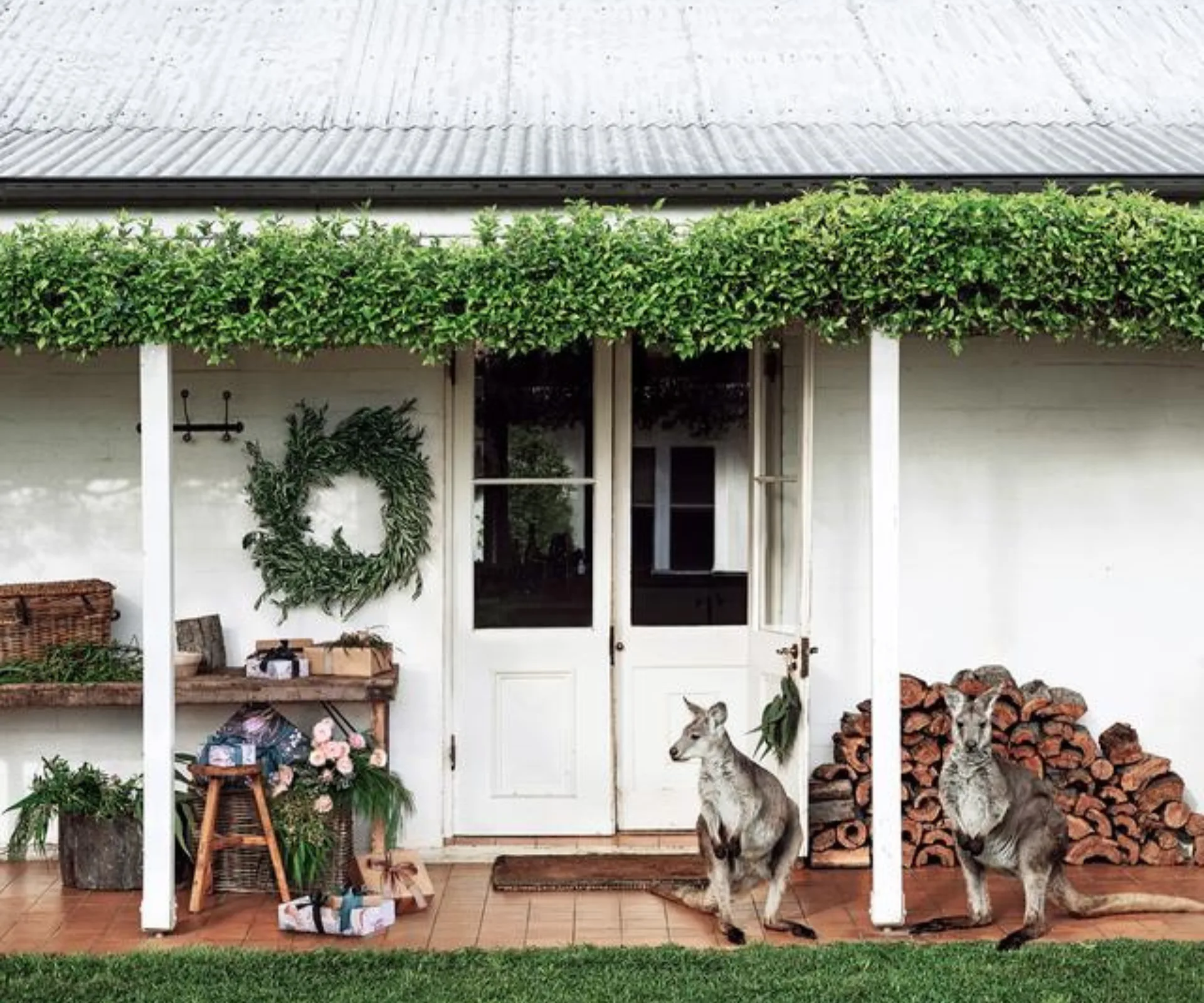 Australian Christmas Decorations To Shop In 2024 | Homes To Love