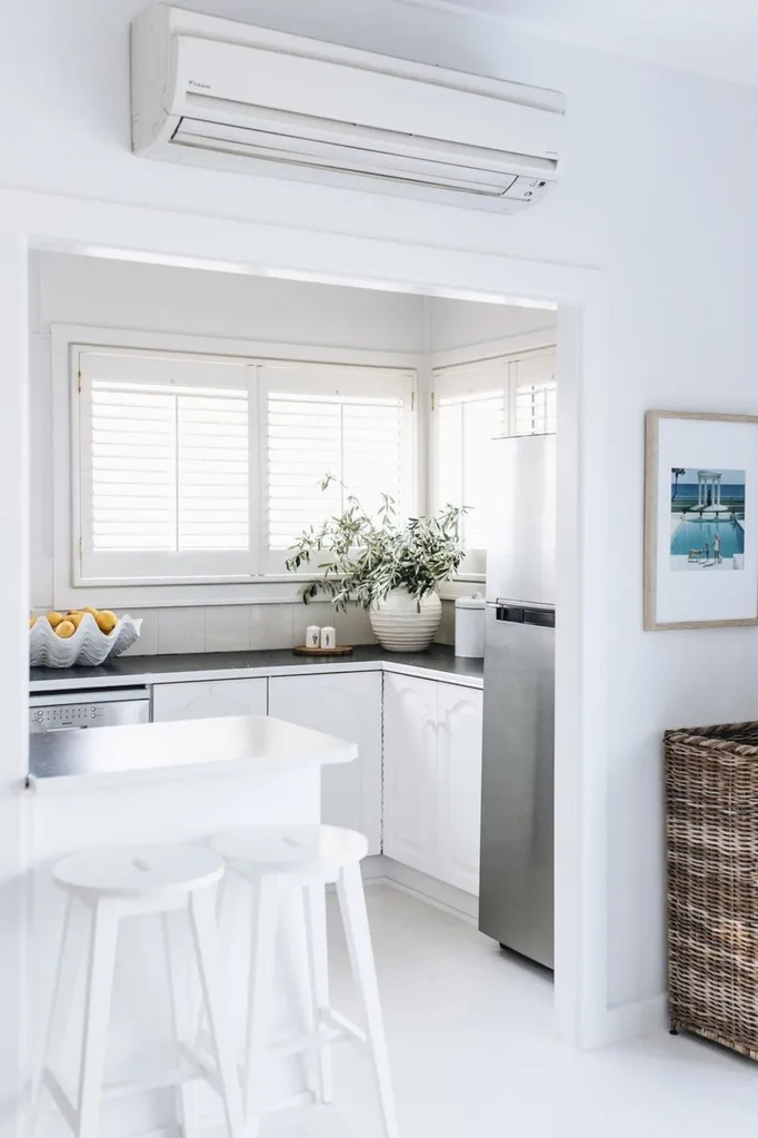 Samantha Armytage Sells Her Hyams Beach House For Millions | Homes To Love