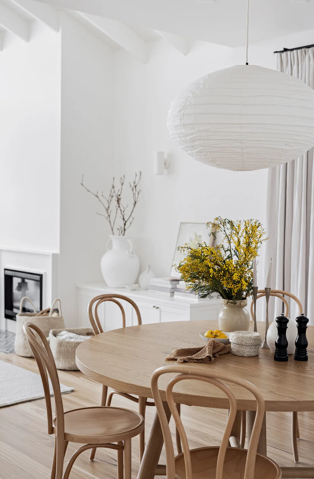 A Renovated Coastal Cottage In Kahibah