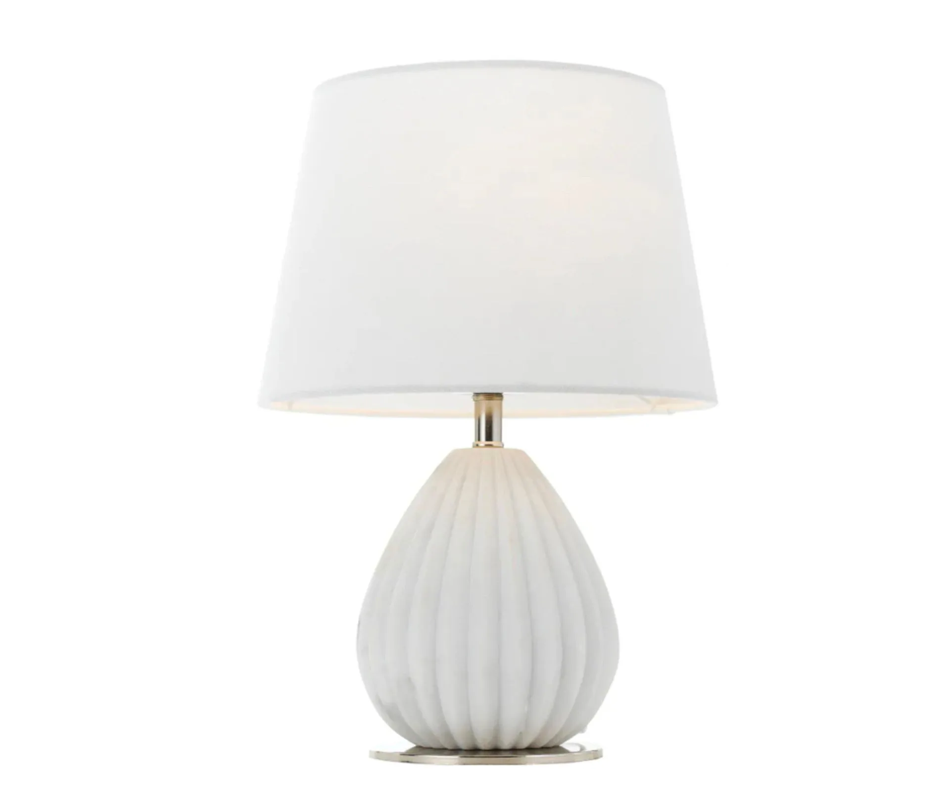 Best Hamptons Lamps For A Splash of Laid-Back Elegance