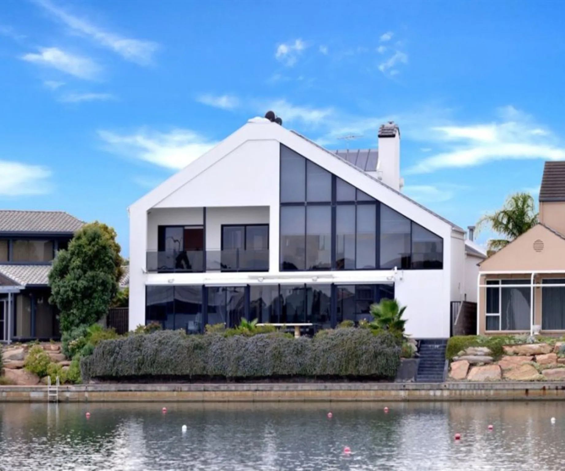 Lleyton and Bec Hewitt's Impressive Property Portfolio