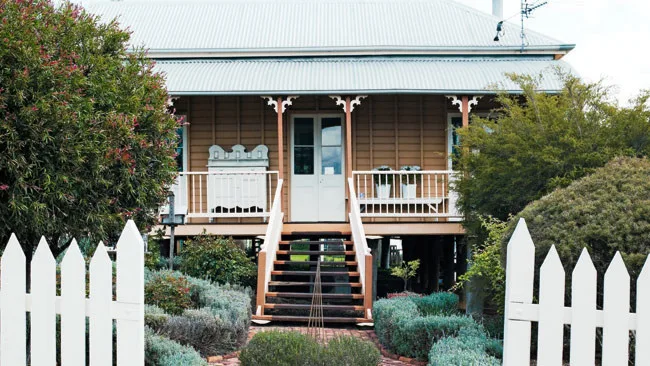 Meringandan Home: Queensland Country Elegance