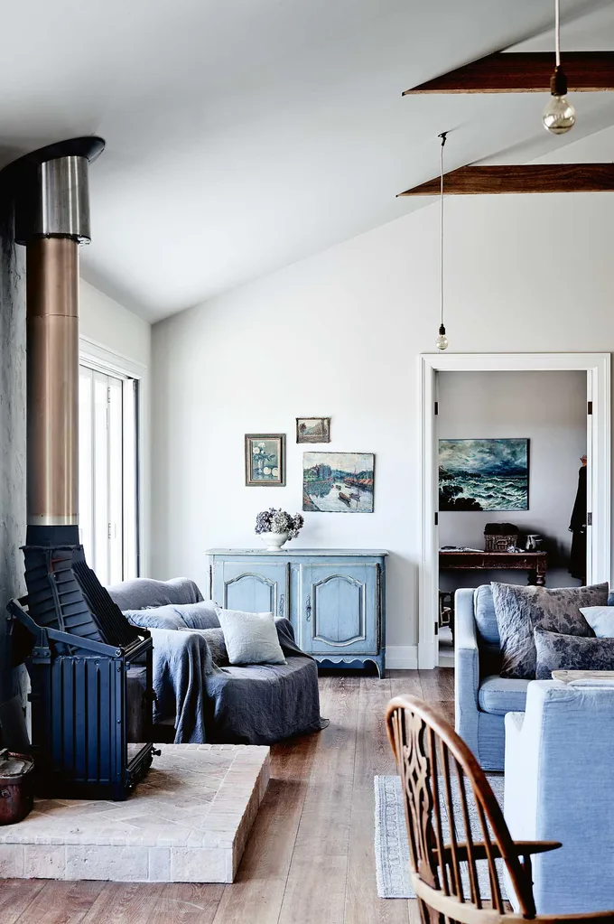 A Charming Family Farmhouse In The Macedon Ranges